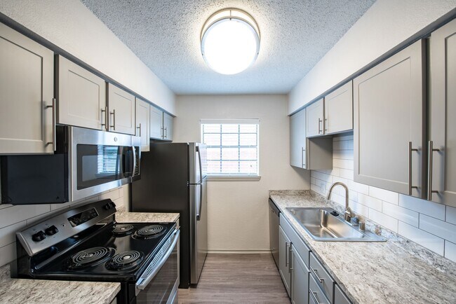 The Tallows Apartments - Carrollton, TX | Apartments.com