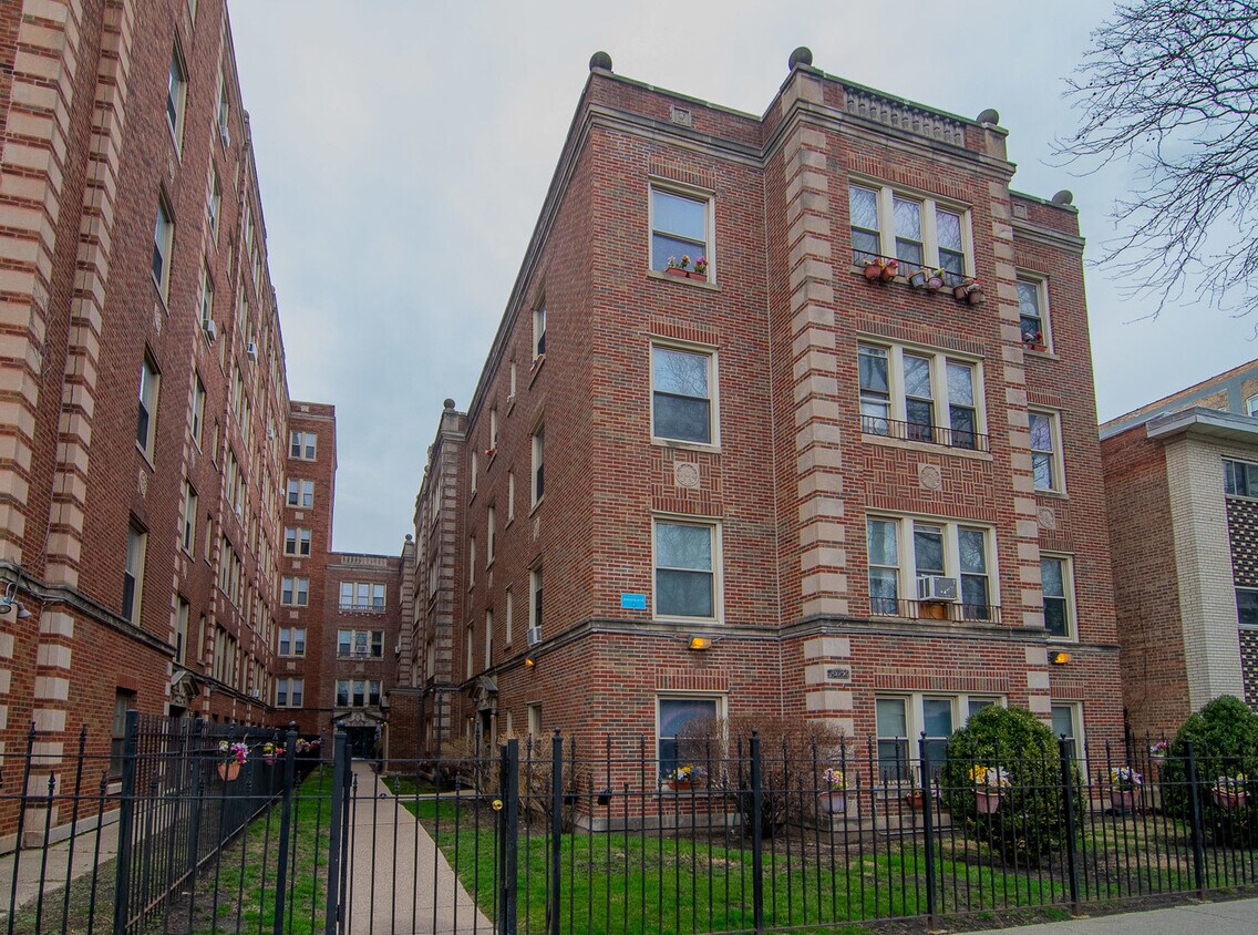 1624 W Sherwin Ave Unit 3S, Chicago, IL 60626 - Condo for Rent in ...