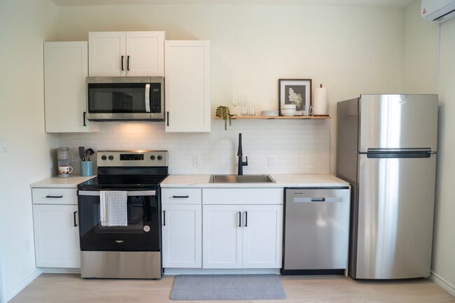 631 Muscari, San Antonio, TX 78245 - 631 Muscari San Antonio, TX 78245 ...