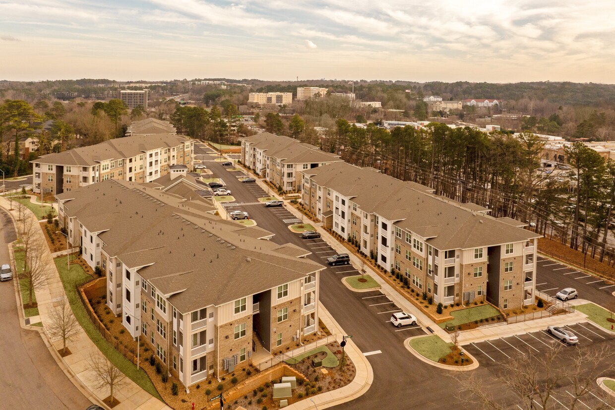 Clairmont at Crabtree - 4410 Royal Hill Ct Raleigh, NC 27612 ...