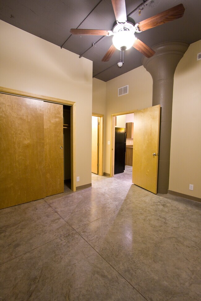 WC Shinn Lofts - Apartments in Lincoln, NE | Apartments.com