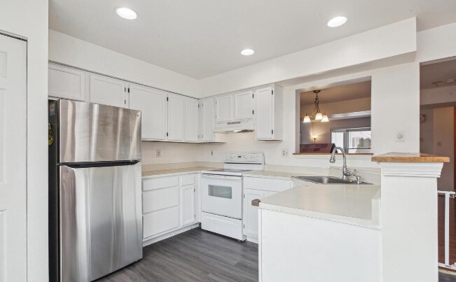 8651 Manahan Dr, Ellicott City, MD 21043 - Townhome Rentals in Ellicott ...