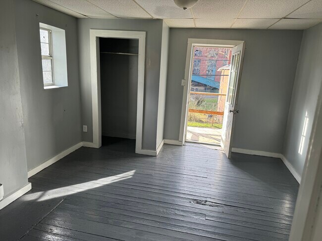 409 Clayton St Unit 3, Rivesville, WV 26588 - Apartments in Rivesville ...