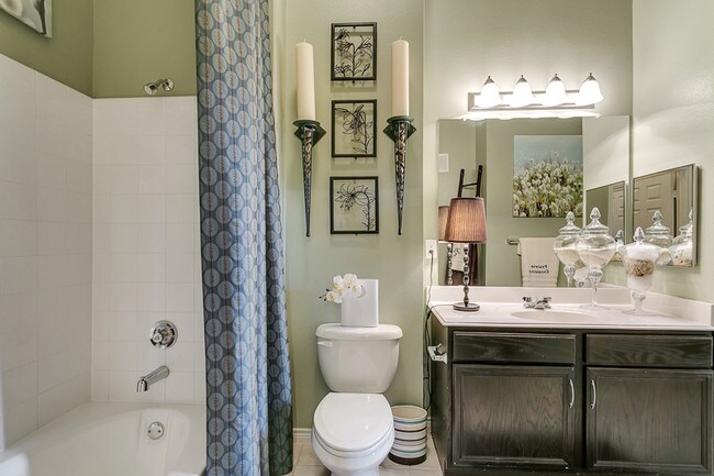 Prairie Crossing Apartments - Farmers Branch, TX | Apartments.com