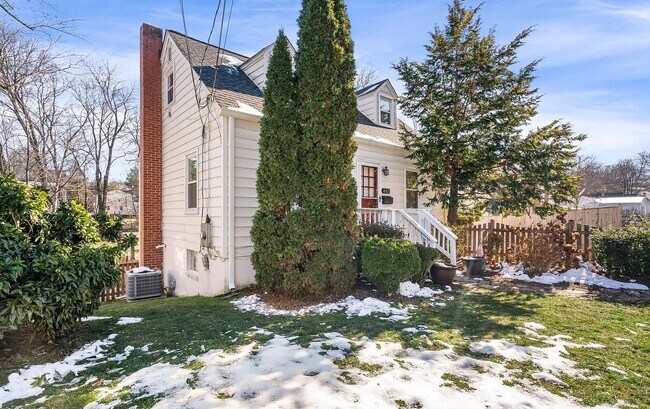 4015 Roberts Rd, Fairfax, VA 22032 - House Rental in Fairfax, VA ...