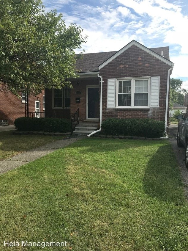 15672 Couzens Ave, Eastpointe, MI 48021 - House Rental in Eastpointe ...
