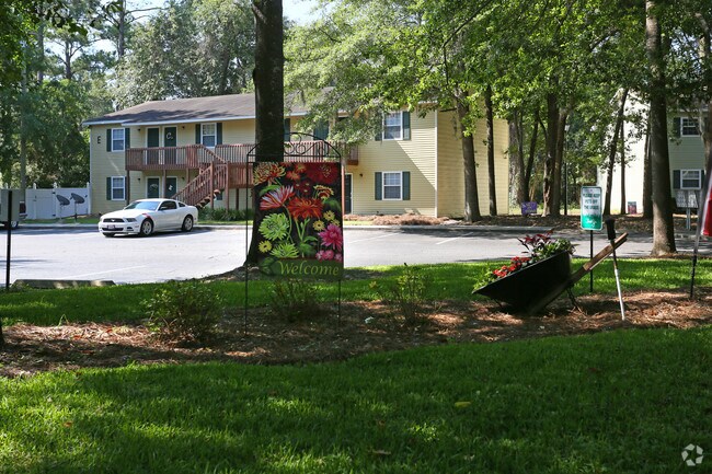 Oak Terrace - Apartments in Valdosta, GA | Apartments.com