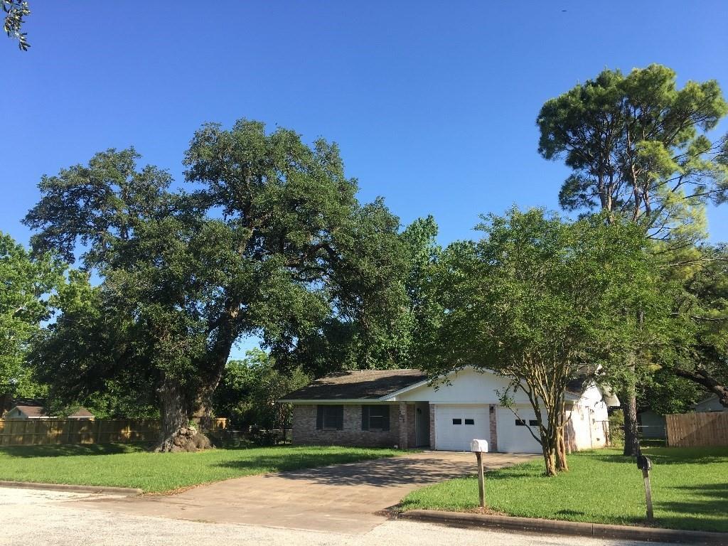 101 Crestview Dr, Columbus, TX 78934 - House Rental in Columbus, TX ...