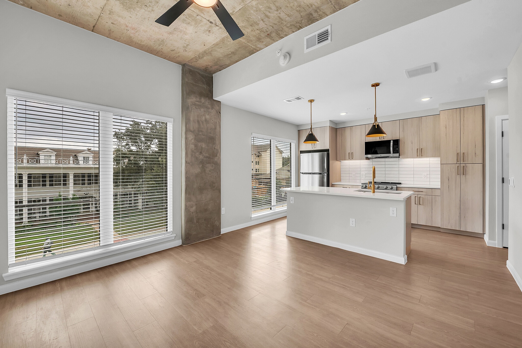The Sinclair - 2710 Nueces St Austin, TX 78705 | Apartments.com