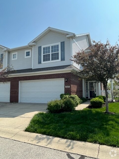 The Villages at Weston Place Apartments under $1,200 - Carmel, IN - 5 ...