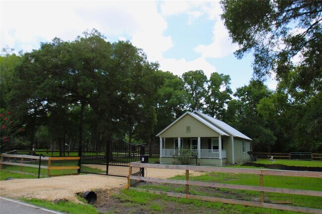 205 County Rd 875, West Columbia, TX 77486 - House Rental in West ...