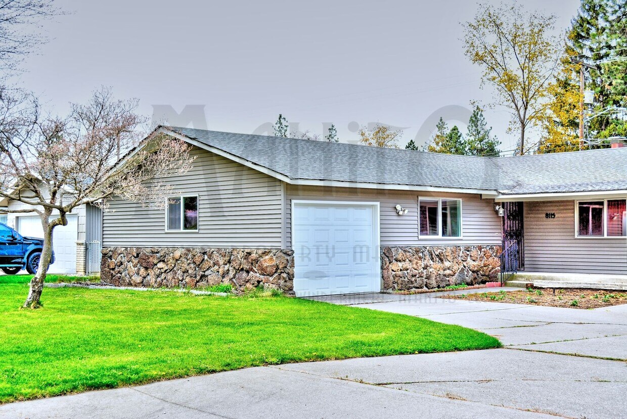 8115 N Howard St Unit 8115 N Howard, Spokane, WA 99208 - Room for Rent ...
