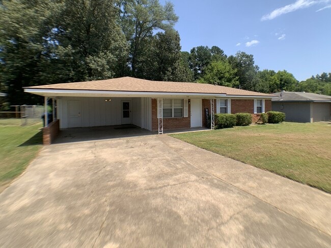 706 N Lane Wells Dr, Longview, TX 75604 - House Rental in Longview, TX ...