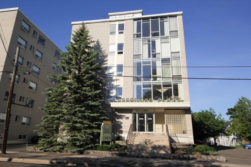 Centennial Towers & Braemore Plaza Apartments - 141 Cameron St Moncton ...