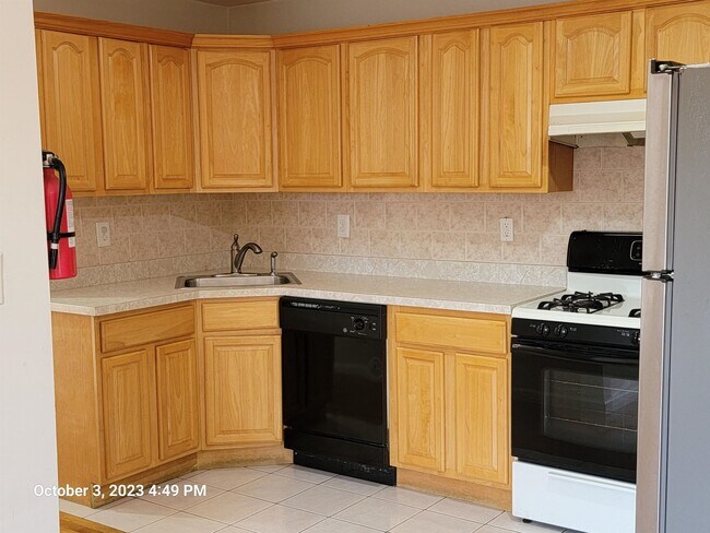 609 West Side Ave Unit 2, Jersey City, NJ 07304 - Condo for Rent in Jersey City, NJ | Apartments.com