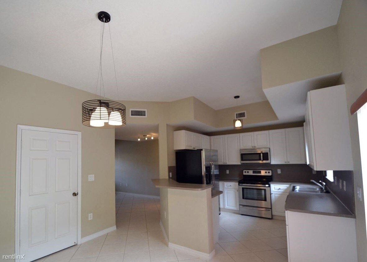 92941 Southwest 227th Street, Cutler Bay, FL 33190 - House Rental in ...