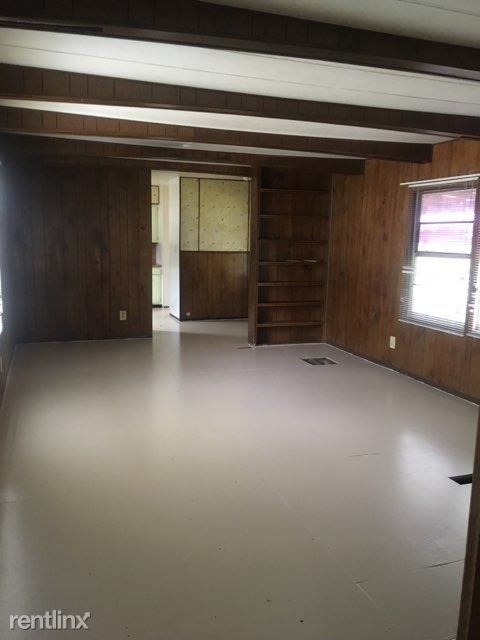 1013 Weido Loop, Columbus, TX 78934 - House Rental in Columbus, TX ...