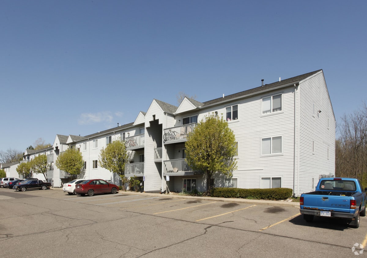 Greyberry Apartments - Apartments in Wayne, MI | Apartments.com