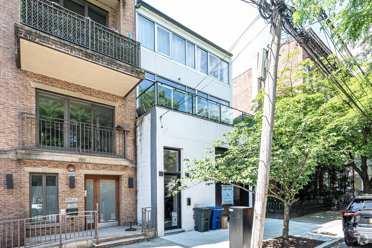 188 Freeman St, Brooklyn, NY 11222 - 188 Freeman St Brooklyn, NY 11222 ...