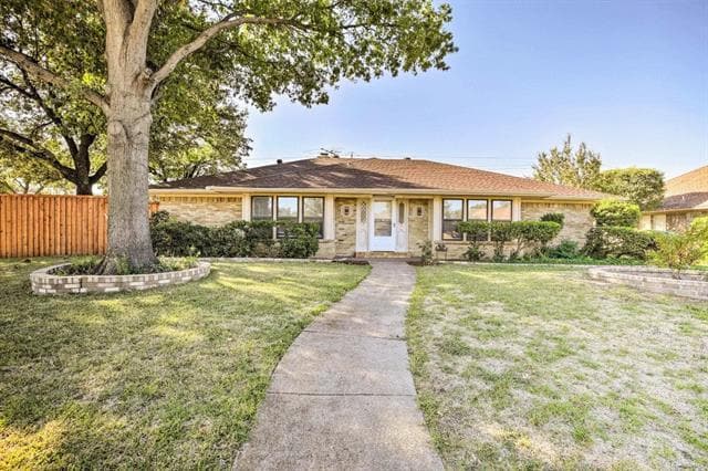 1210 E Berkeley Dr, Richardson, TX 75081 - House Rental in Richardson ...