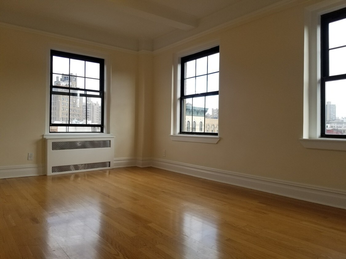 95 Christopher St, New York, NY 10014 - 95 Christopher St New York, NY ...