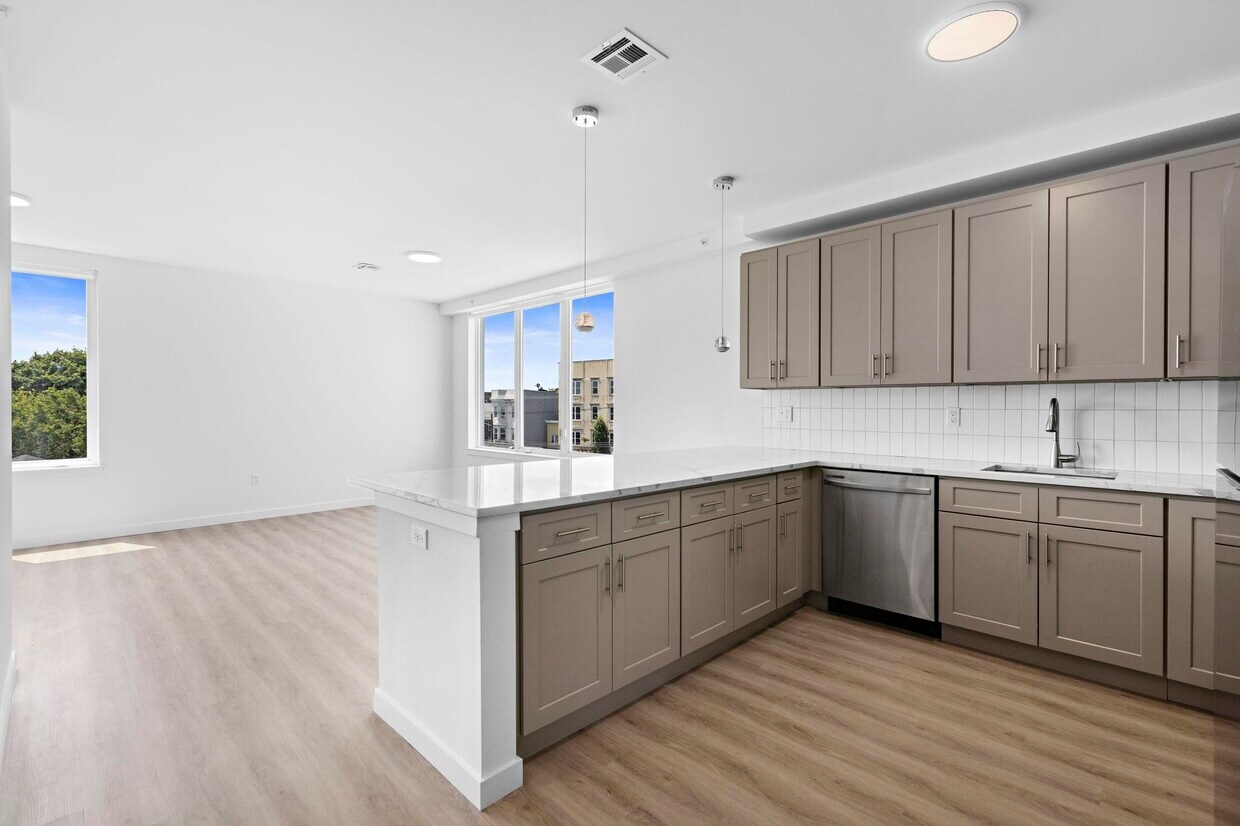 306 Bergen Ave Unit 406, Jersey City, NJ 07305 - Room for Rent in Jersey City, NJ | Apartments.com