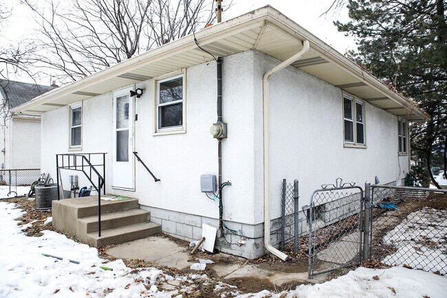 200 Butler Ave E, Saint Paul, MN 55118 - House Rental in Saint Paul, MN ...