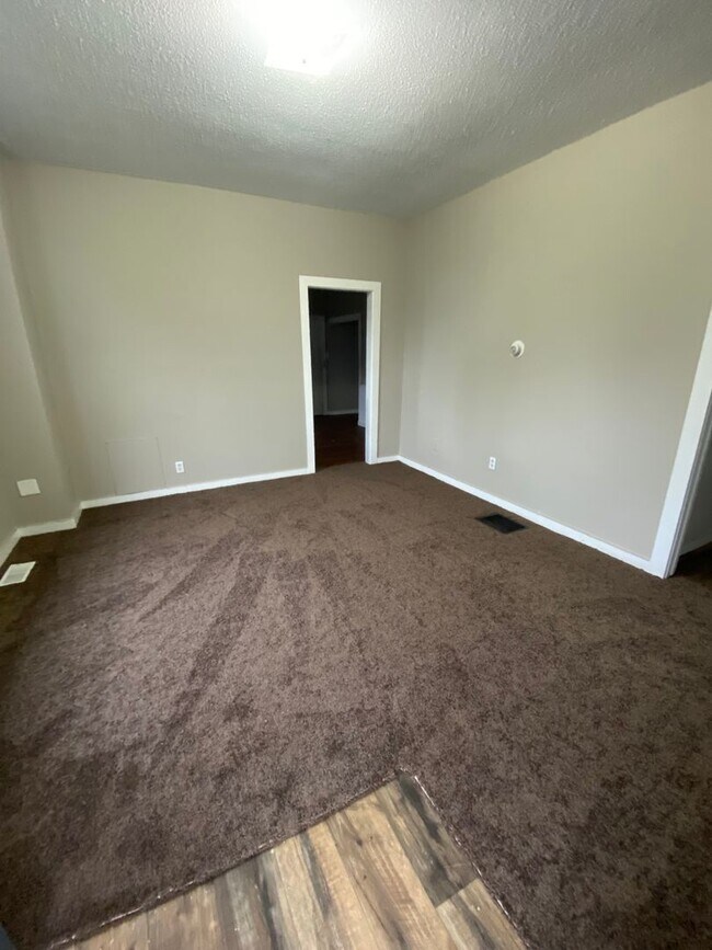 2532 Miner St, Fort Wayne, IN 46807 - House Rental in Fort Wayne, IN ...