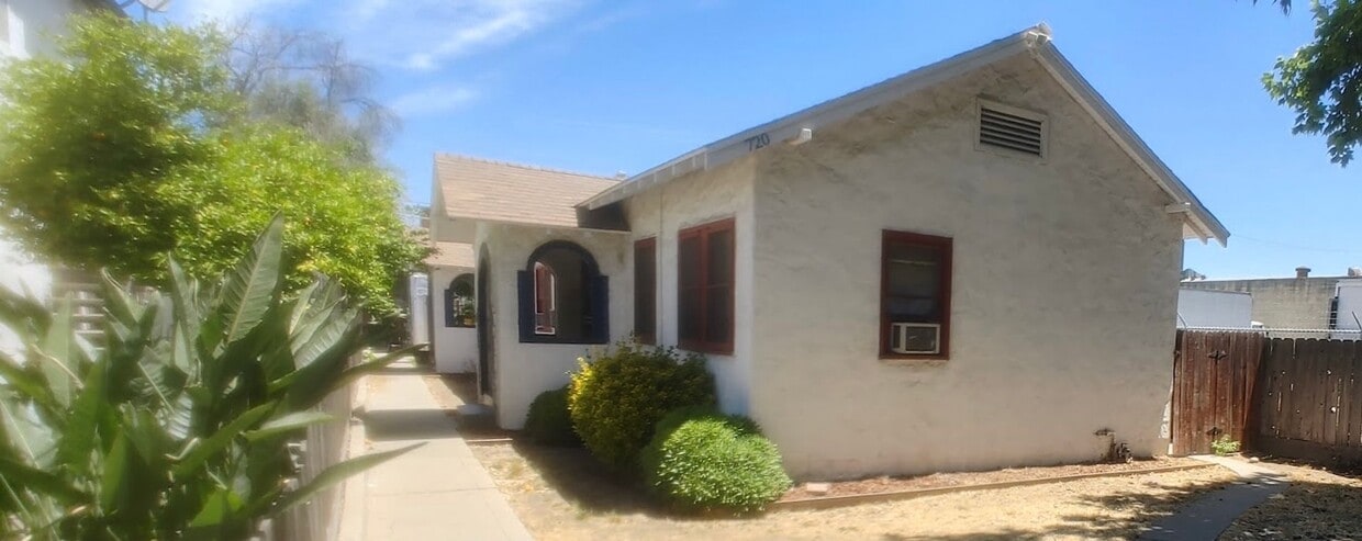 720 7th St Unit #04, Modesto, CA 95354 - Room for Rent in Modesto, CA ...