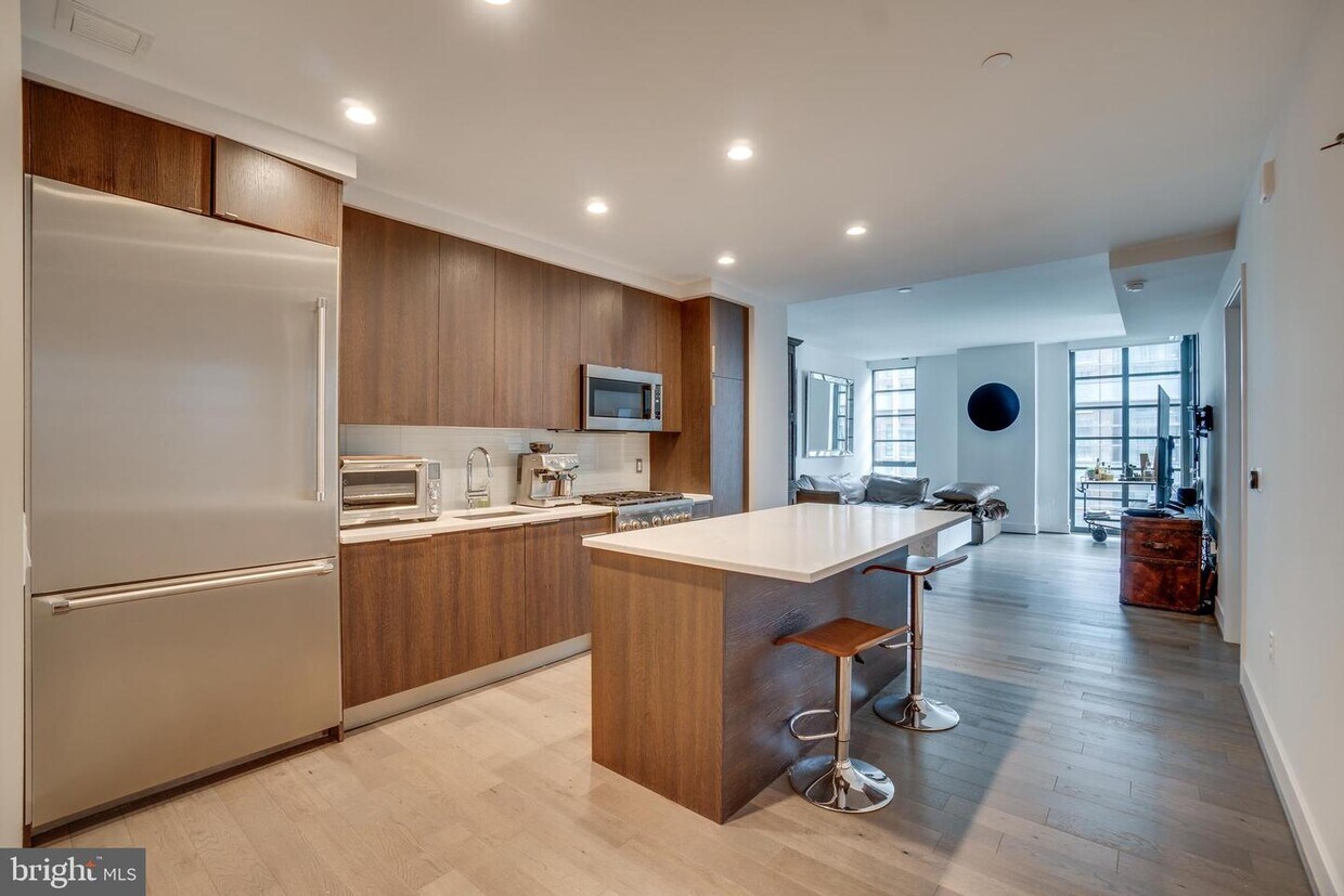 45 Sutton Square SW Unit 804, Washington, DC 20024 - Condo for Rent in ...