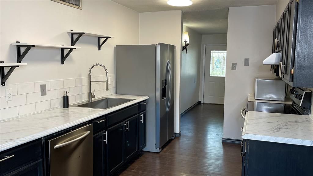 5217 Alpha Dr, The Colony, TX 75056 - House Rental in The Colony, TX ...