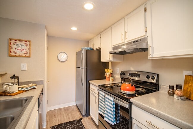 Northpointe Village - Apartments in Albuquerque, NM | Apartments.com