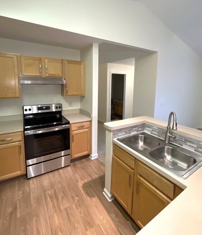 350 Hidden Ridge Ct Unit 304, South Park Township, PA 15129 - Condo for ...