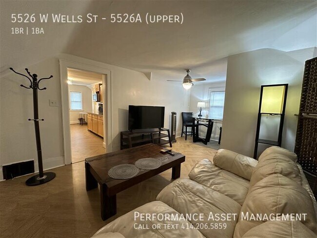 5526 W Wells St Unit 5526A (upper), Milwaukee, WI 53208 - Room for Rent in Milwaukee, WI ...