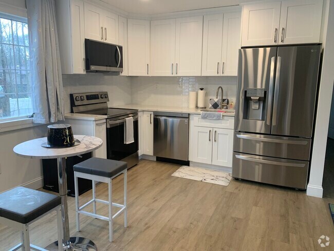 Geyser Crest Apartments for Rent with Washer & Dryer - Saratoga Springs ...