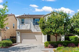 Oak Place Student Apartments for Rent - Gilroy, CA - 1 Rentals ...