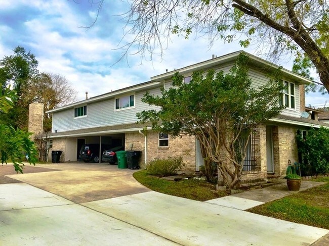 Sugar Hill Fourplex Apartments - Houston, TX | Apartments.com