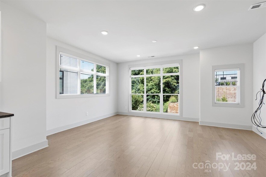 1114 Wesley Terrace Ave, Charlotte, NC 28208 | Apartments.com