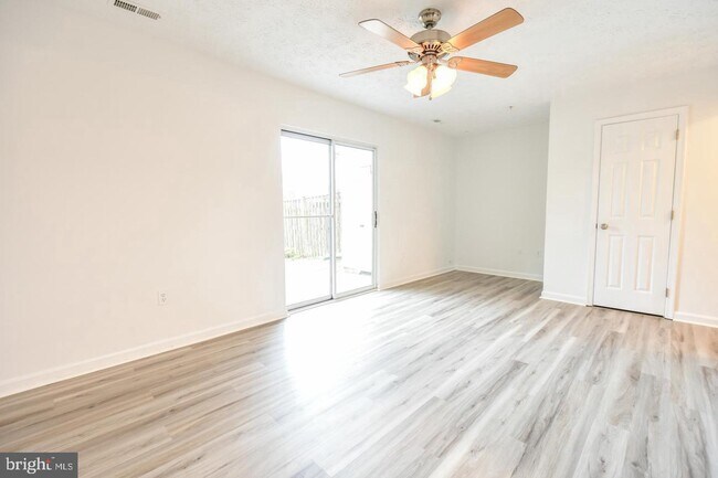 45321 E Othello Way, California, MD 20619 - Townhome Rentals in ...