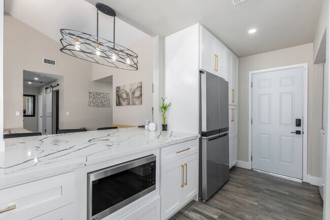 14007 North 22nd St Unit 14007.1346910, Phoenix, AZ 85022 | Apartments.com