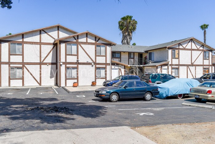 1117 Helix St Unit J, Spring Valley, CA 91977 - Room for Rent in Spring ...