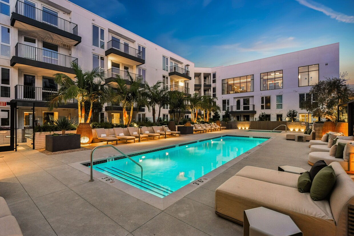 Overland & Ayres - 2455 Overland Ave Los Angeles, CA 90064 | Apartments.com