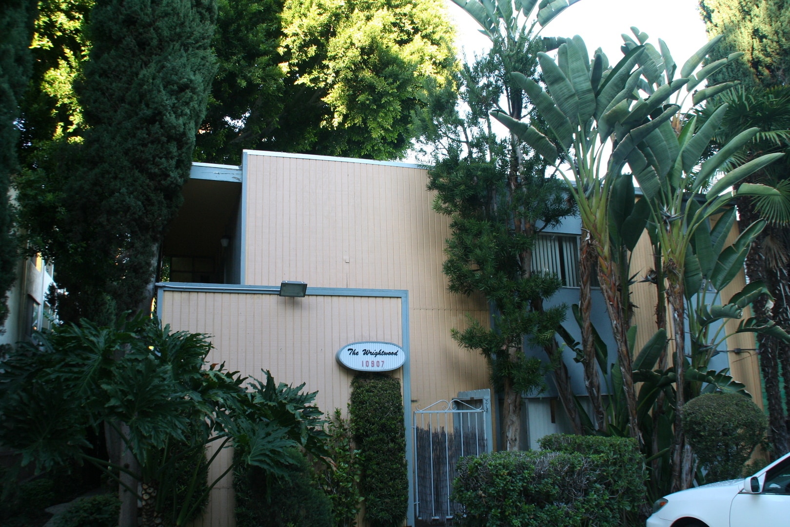 Fruitland Apartments - 10907 Fruitland Dr Studio City, CA 91604 ...