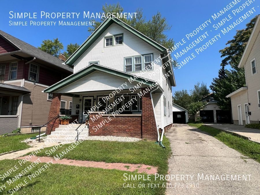 737 Fulton St E Unit 1, Grand Rapids, MI 49503 - Room for Rent in Grand ...