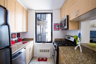 The Ritz Plaza Rentals - New York, NY | Apartments.com