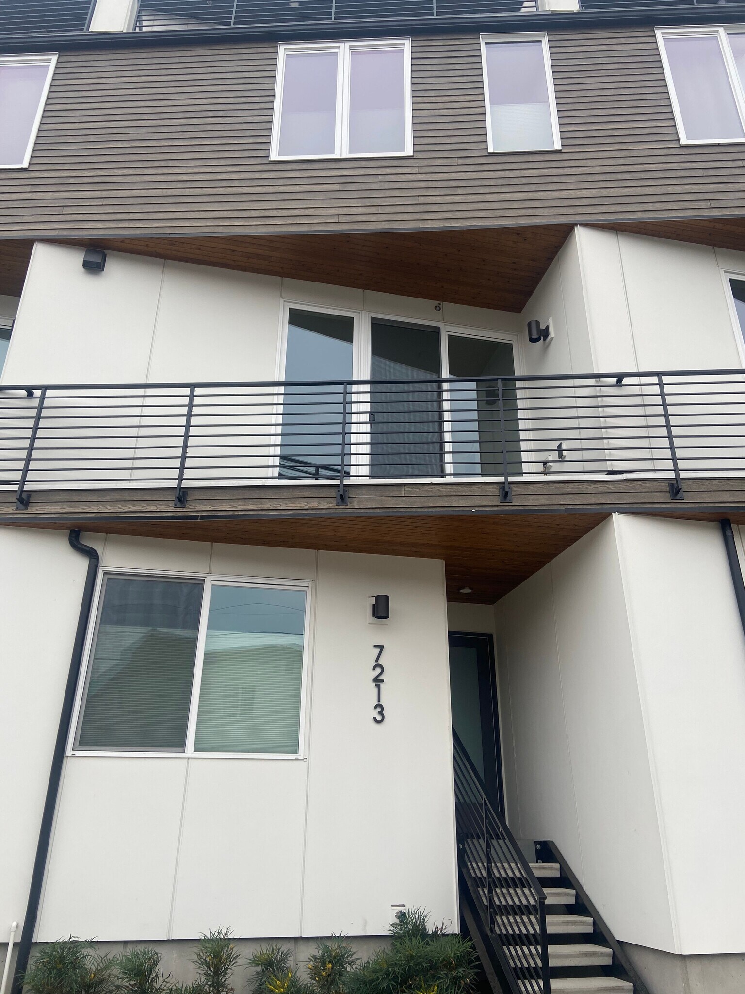 7213 5th Ave Ne, Seattle, WA 98115 - House Rental in Seattle, WA ...