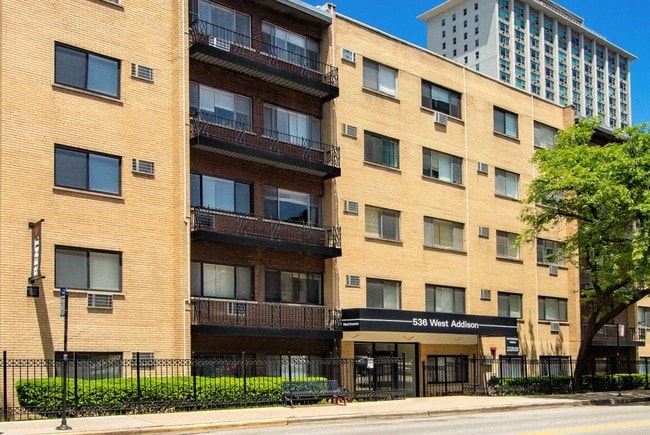 536 W. Addison - Apartments in Chicago, IL | Apartments.com