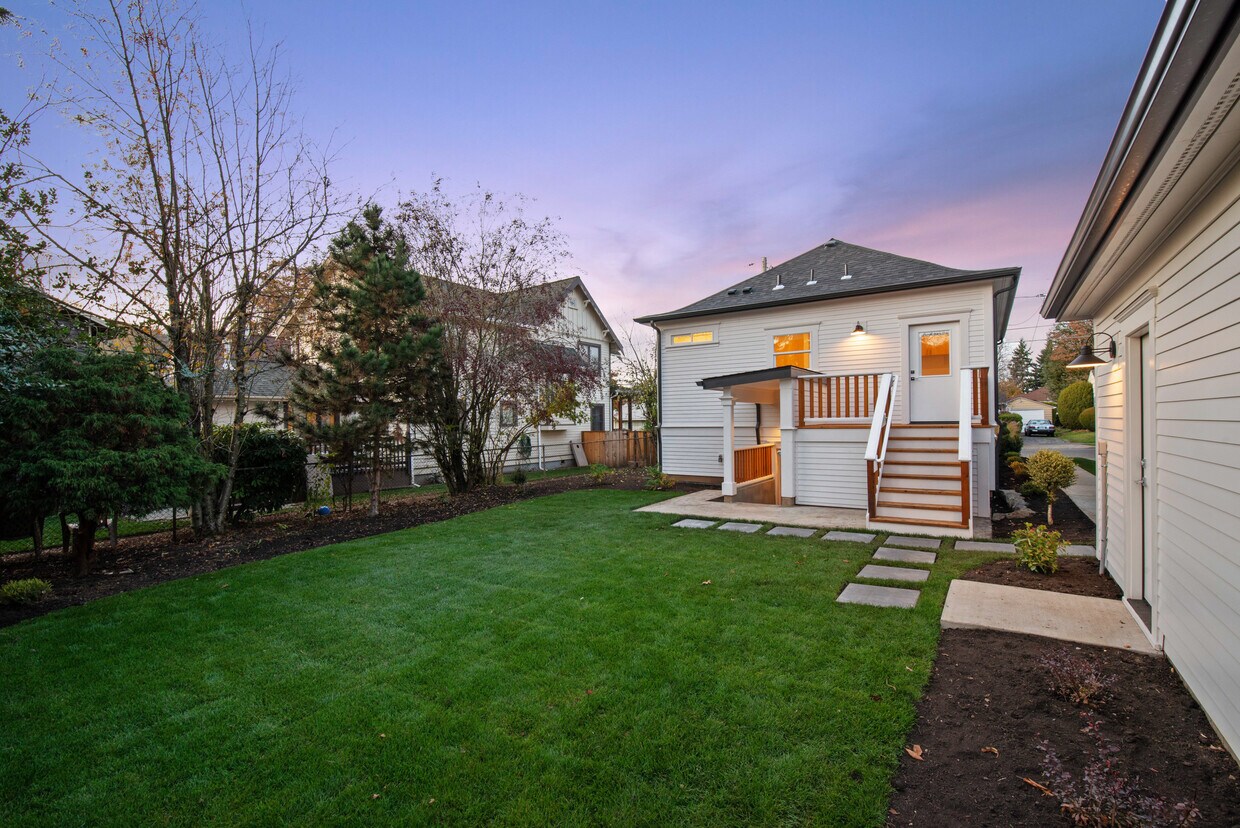 8038 SE Hawthorne Blvd Unit B, Portland, OR 97215 - 8038 SE Hawthorne ...