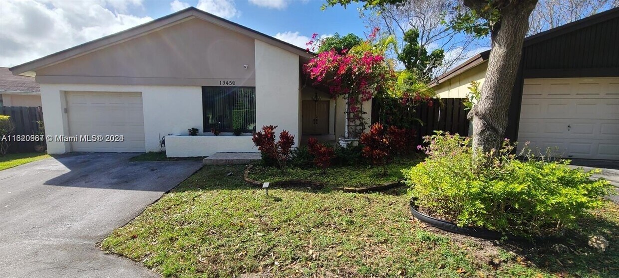 13456 SW 108th St Cir N Miami, FL 33186 - Alquileres en Miami, FL ...