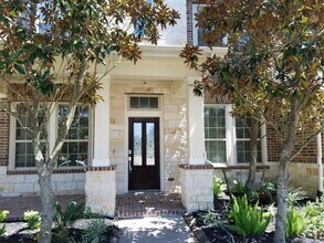 Pine Mill Ranch Apartments under $2,000 - Katy, TX - 7 Rentals ...